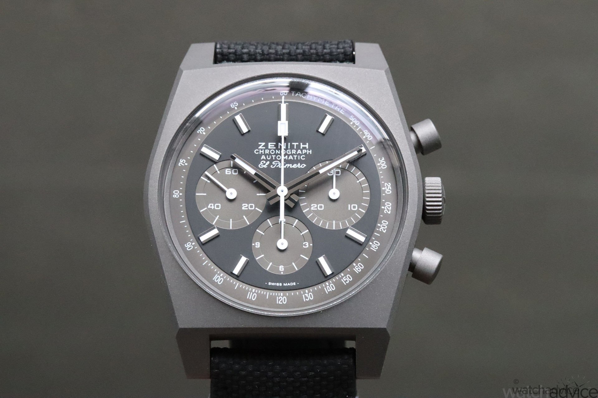 Zenith Chronomaster Revival “Shadow” Review – Watch Advice