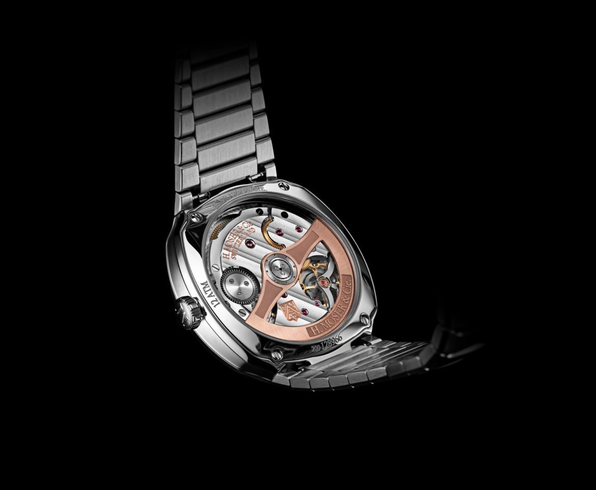 A Salmon-Coloured Dial Makes Its Way Into H.Moser & Cie's Streamliner ...