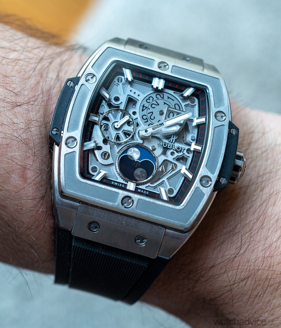 What Is A Moonphase Complication, And How Does It Work? - Watch Advice