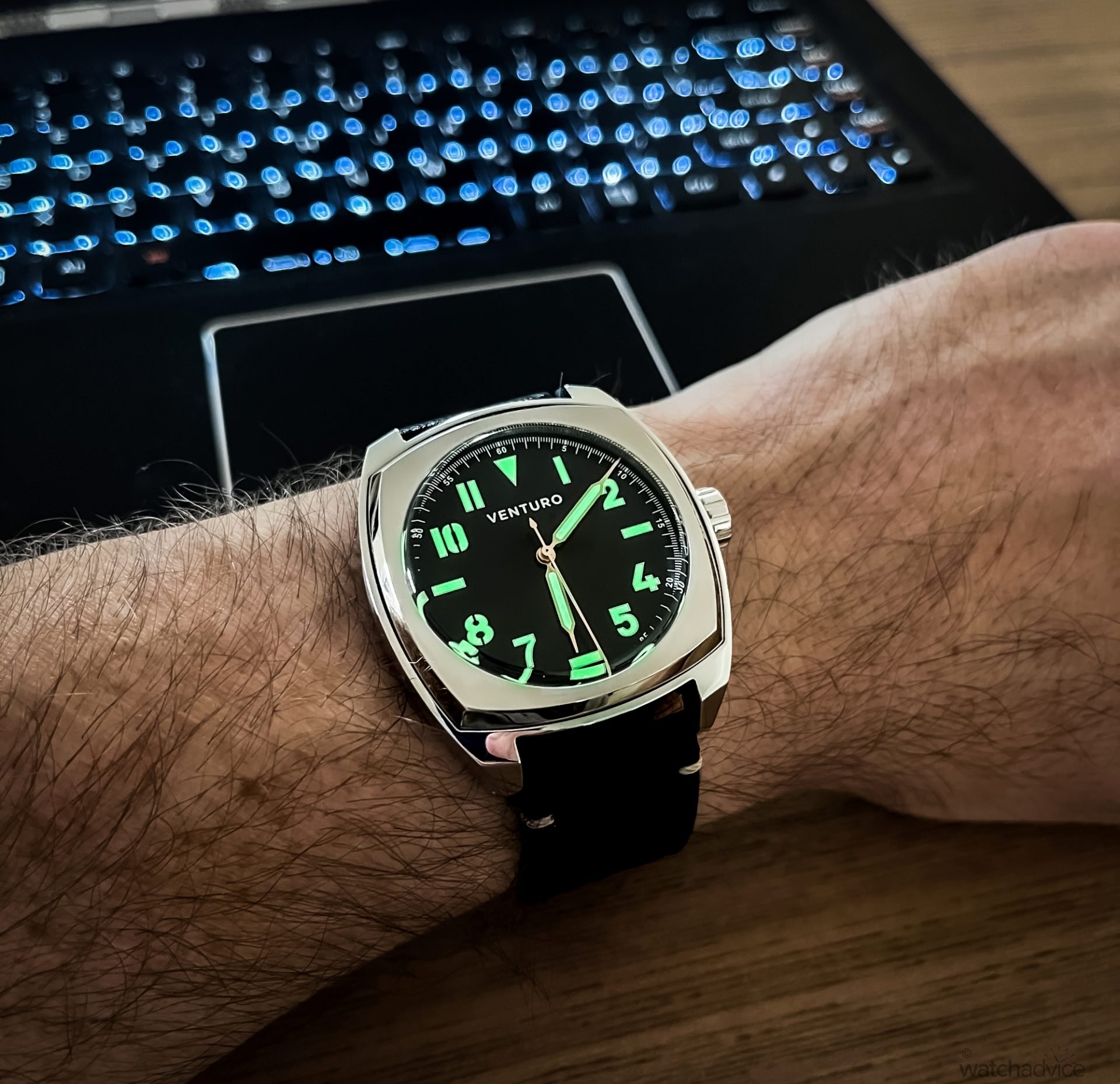 Hands On With The Gruppo Gamma Venturo Field Watch II - A Good Looking Value Proposition - Watch ...
