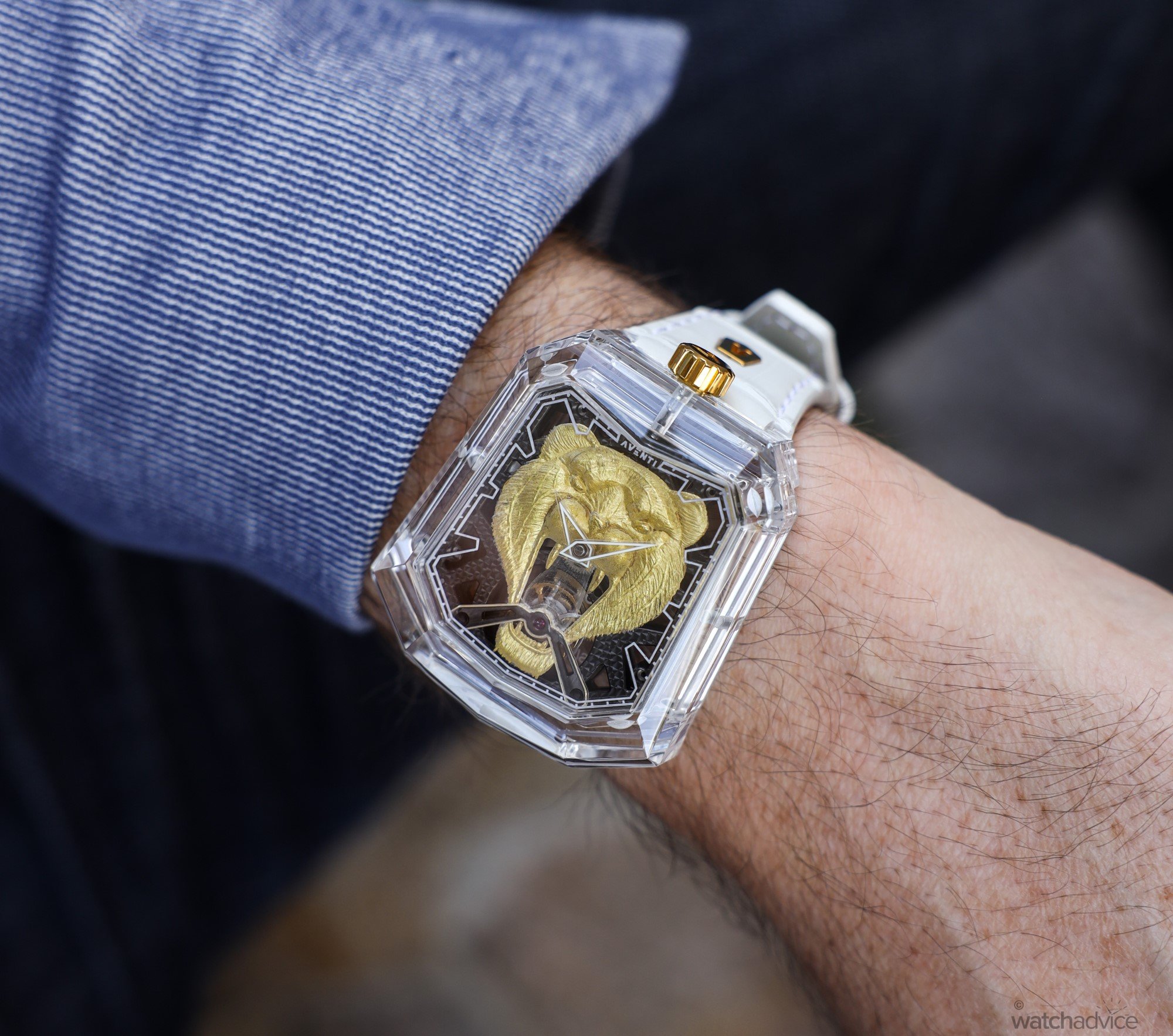 REVIEW: Hands On With The Aventi Golden Tiger - Watch Advice