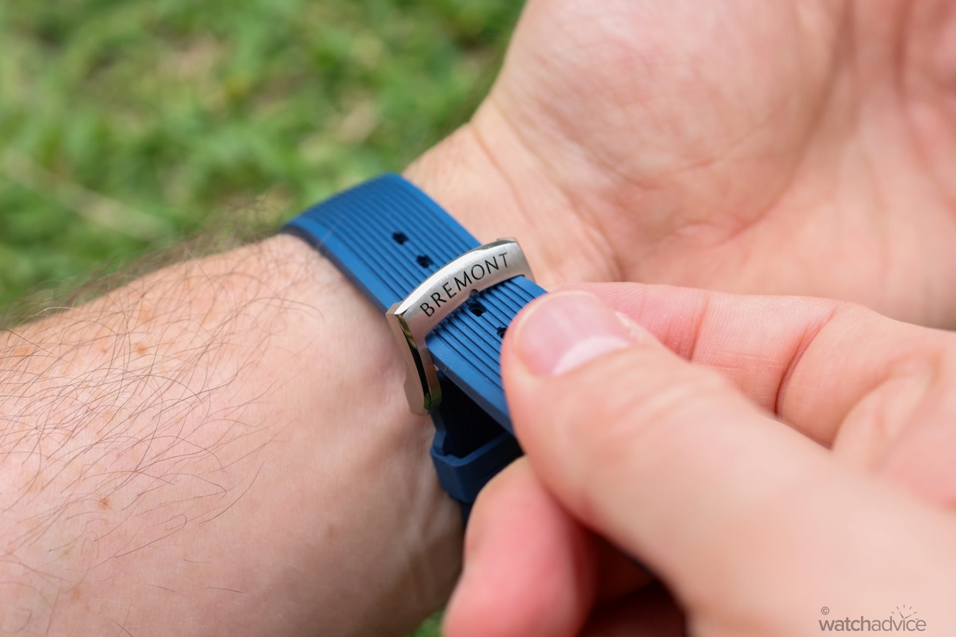 REVIEW: Hands On With The New Bremont Supermarine GMT Diver - Watch Advice