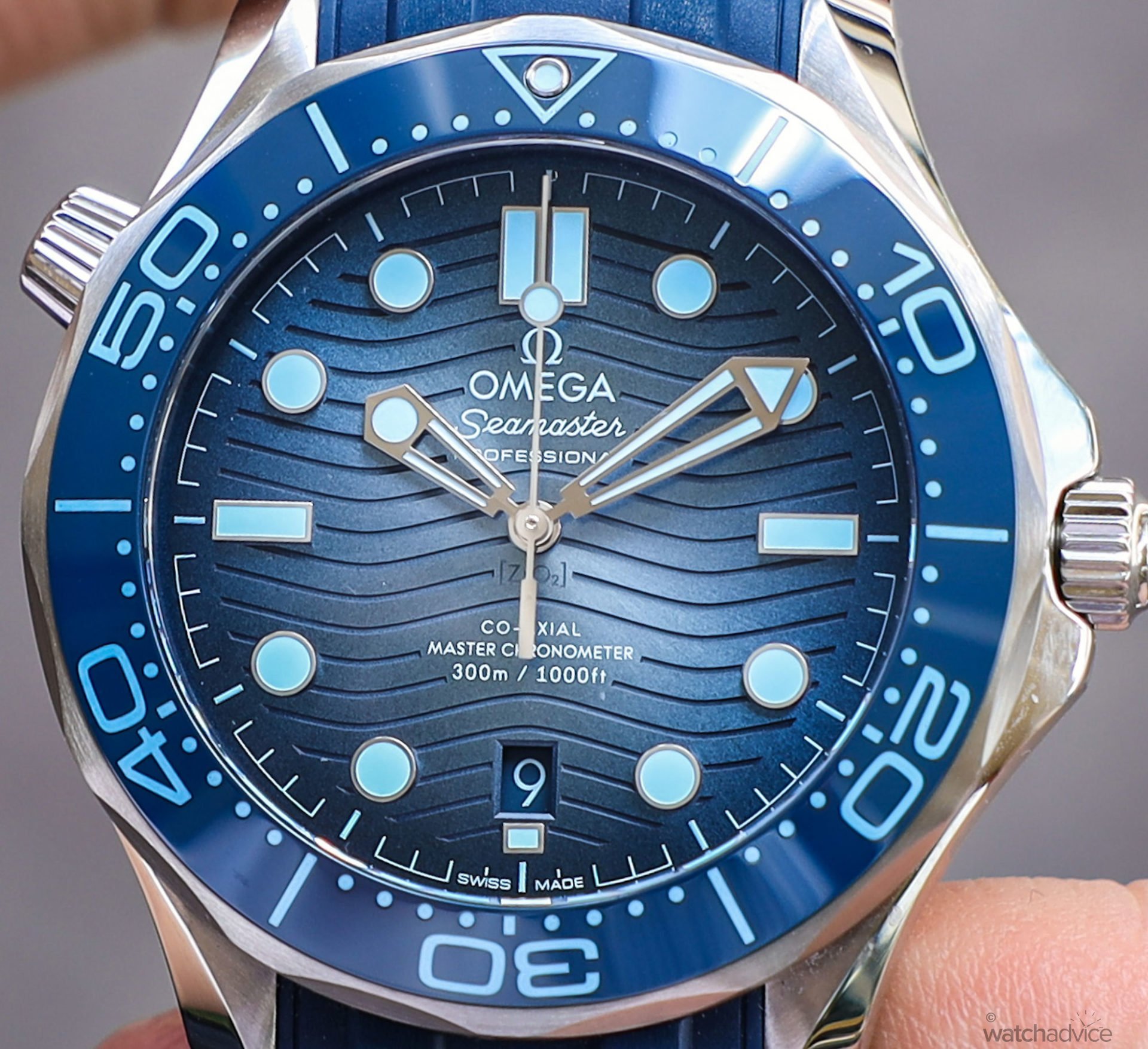 REVIEW: Hands On With The Omega Seamaster Professional Diver 300M ...