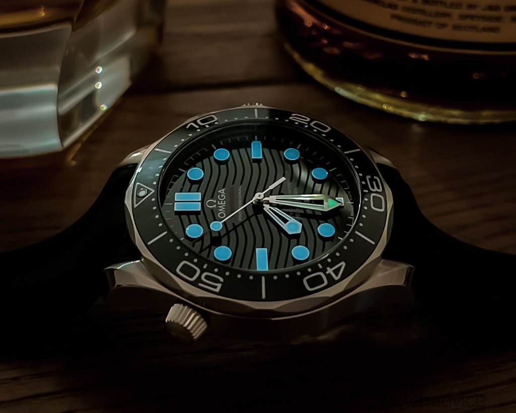 LOOKING BACK: Reviewing The Omega Seamaster Diver 300M - Owner's ...