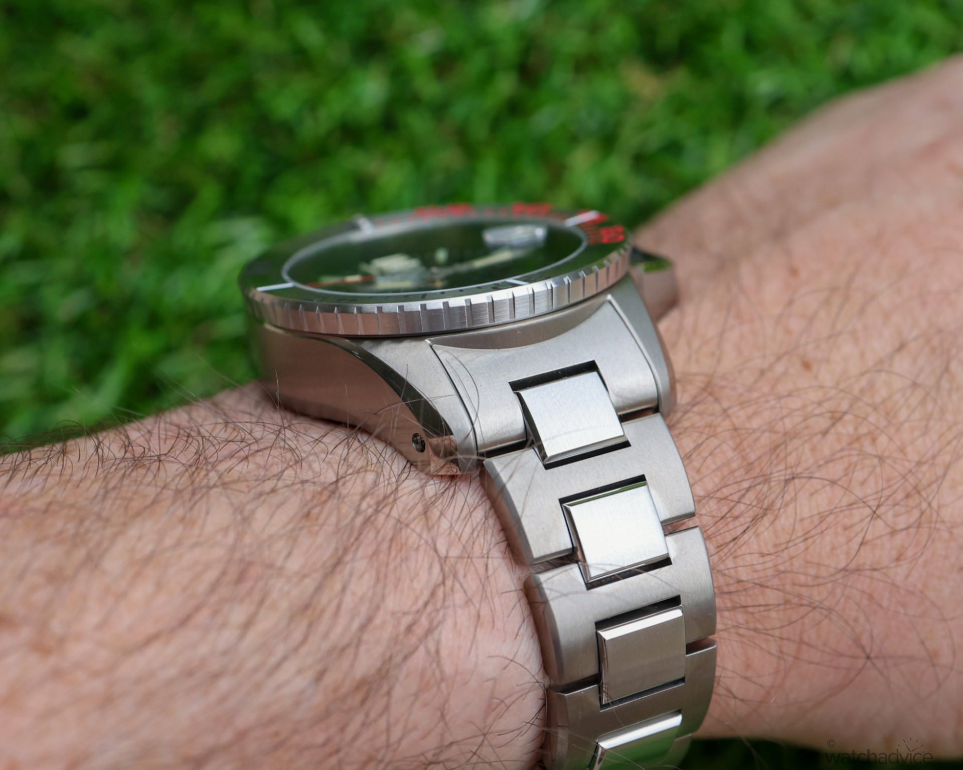 REVIEW: Hands On With The Ball Engineer Hydrocarbon EOD - Watch Advice