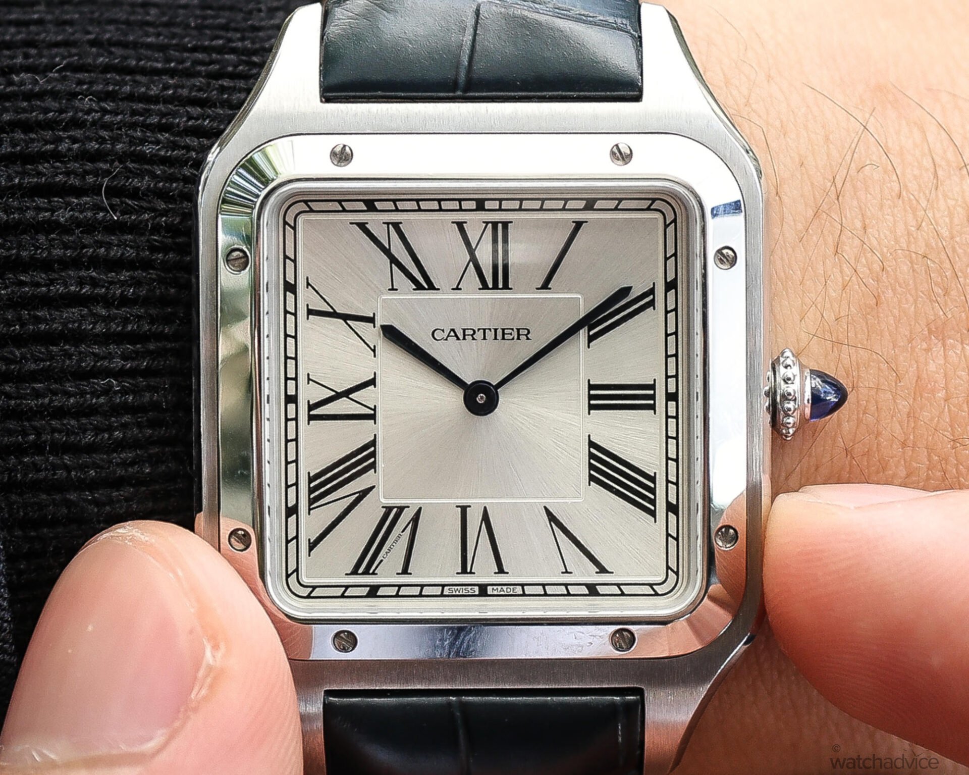 The Cartier Santos Dumont: Minimalism To The Max? (Hands On) - Watch Advice
