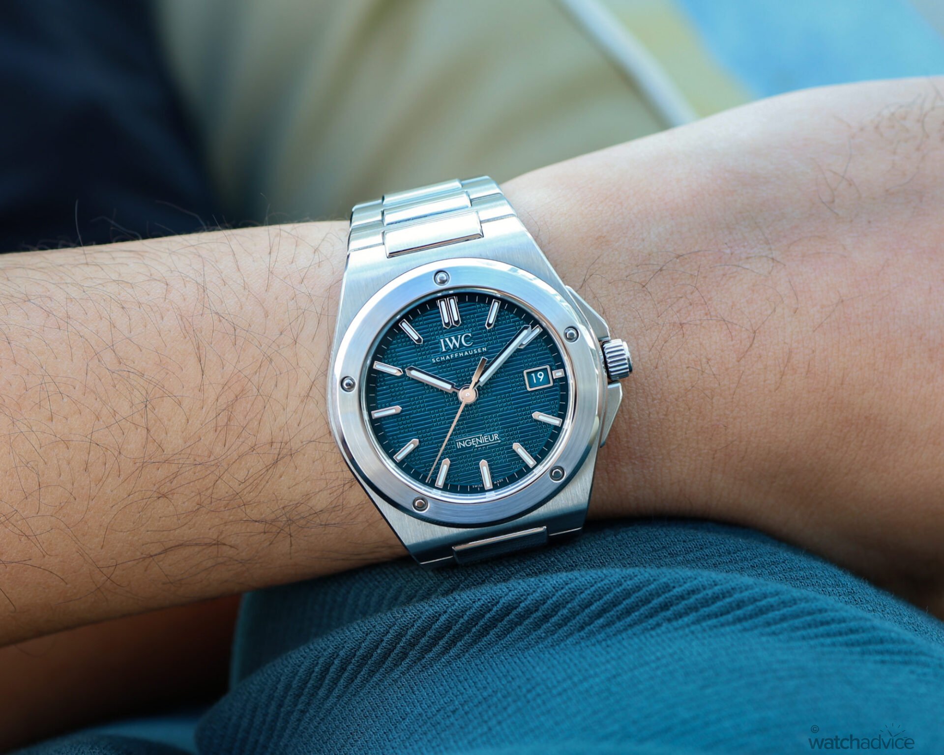 REVIEW: Hands On With The Beautiful IWC Ingenieur - Watch Advice