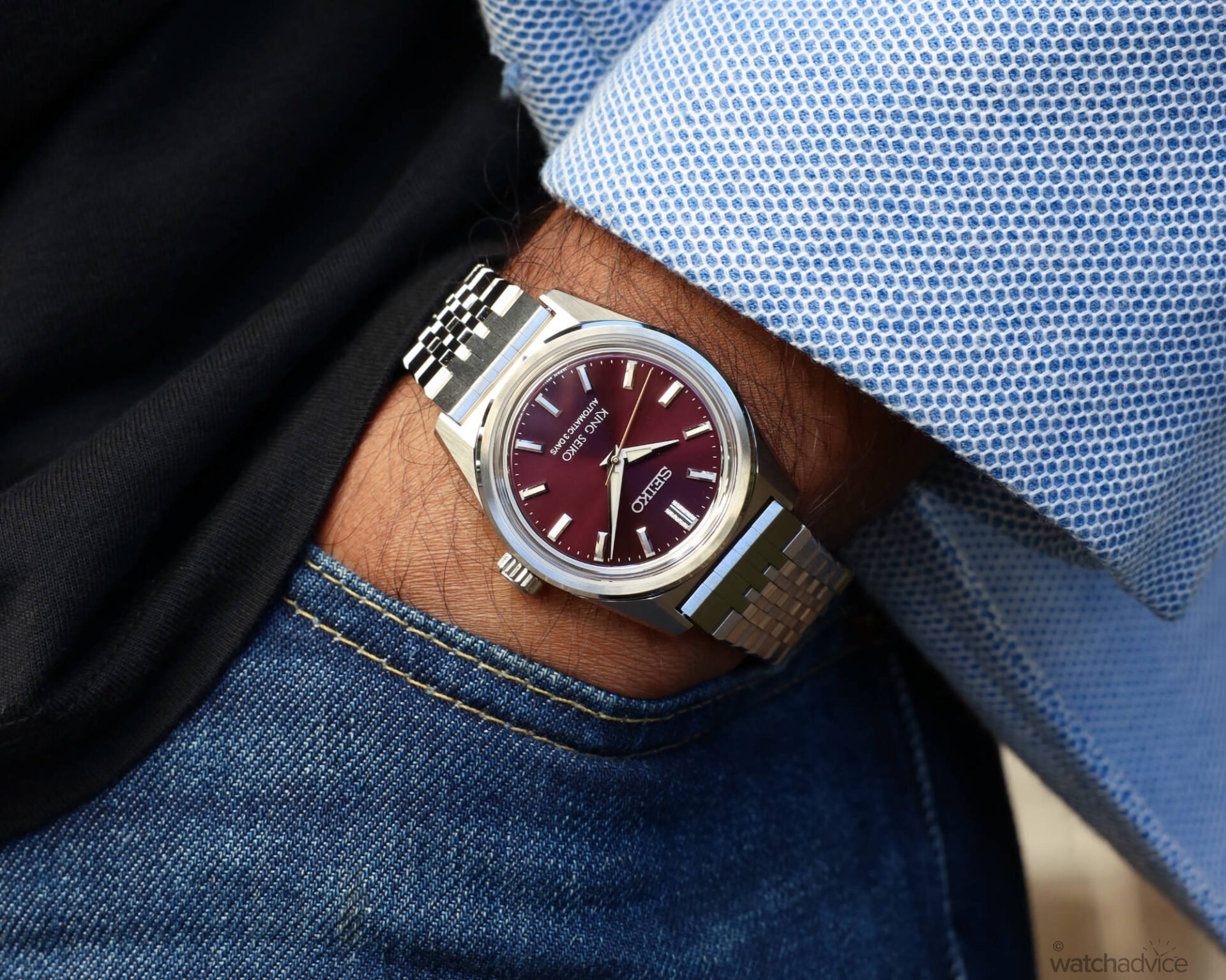 REVIEW: Hands On With The King Seiko KSK Burgundy - SPB461 - Watch Advice