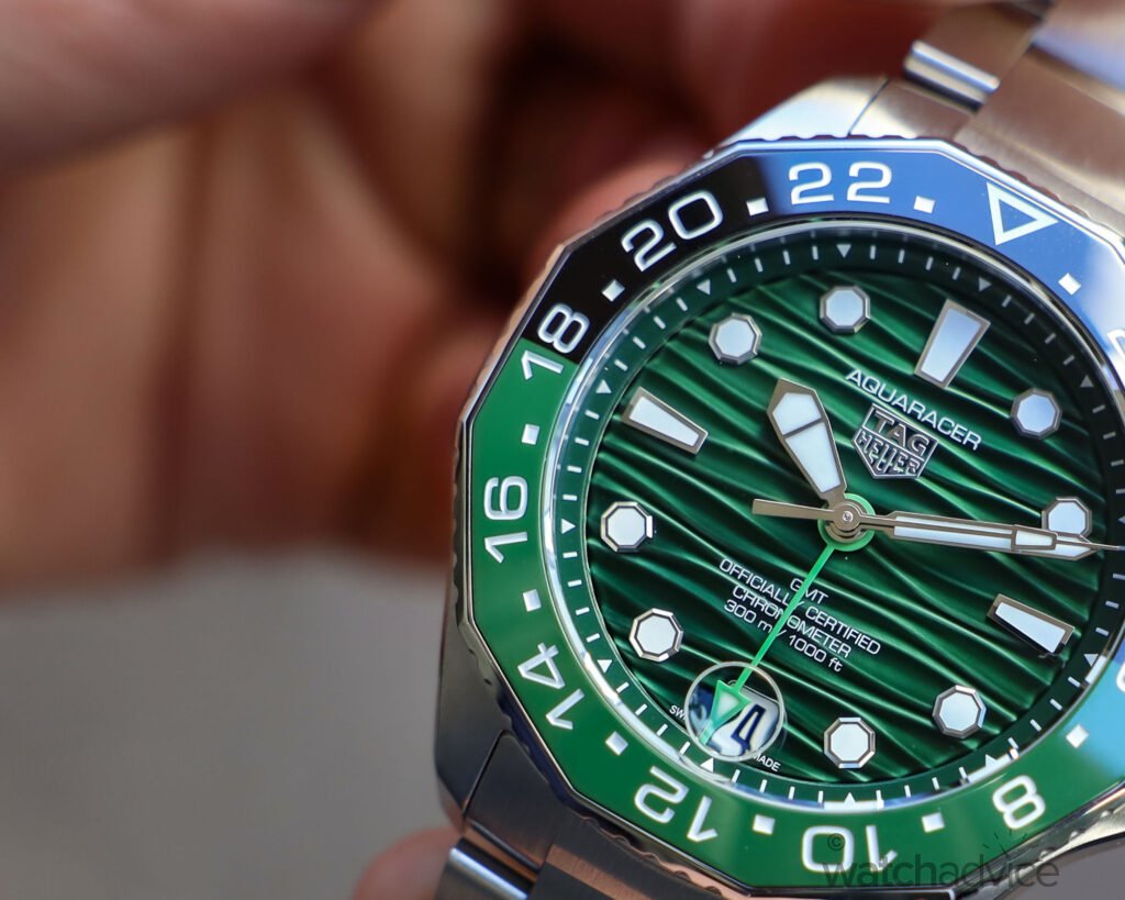 REVIEW: Hands On With The TAG Heuer Aquaracer Professional 300 GMT ...