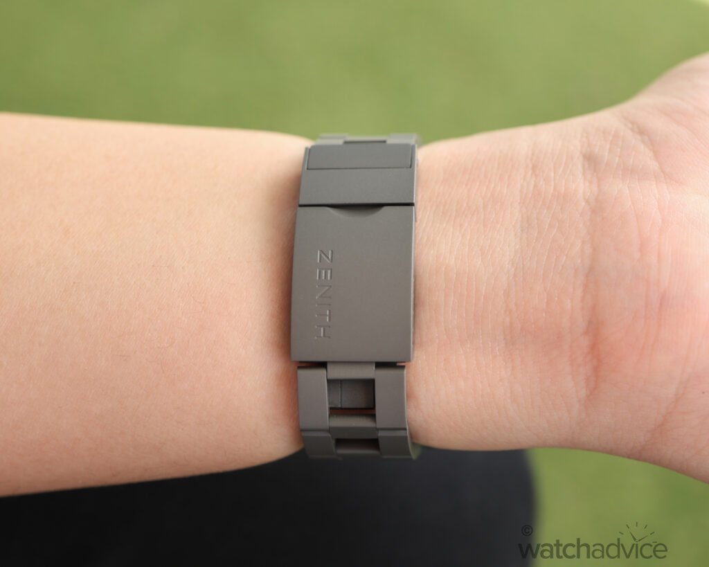 REVIEW: Hands-On With The Zenith Chronomaster Revival Shadow - Watch Advice