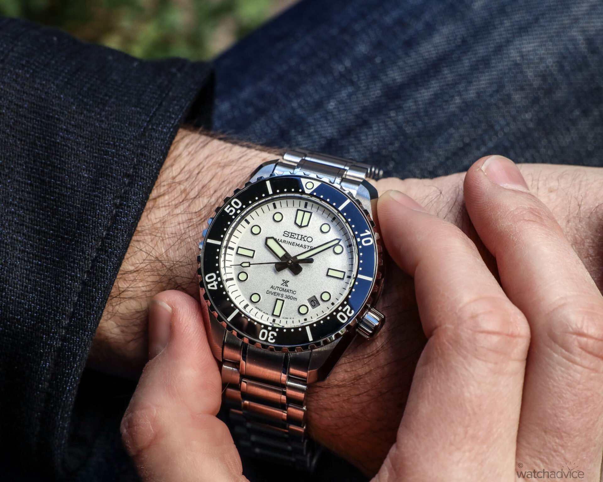 REVIEW: Hands On With The Seiko Prospex Marinemaster 1968 Heritage ...