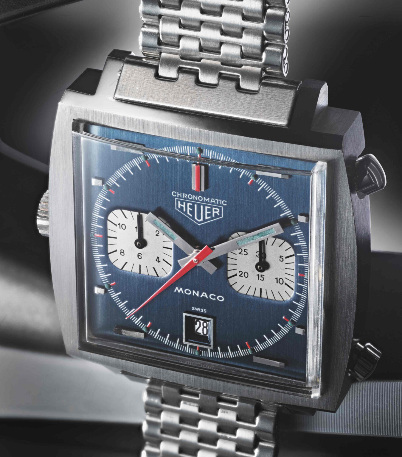The Legacy Of Iconic Watch Designs: TAG Heuer Monaco - Watch Advice