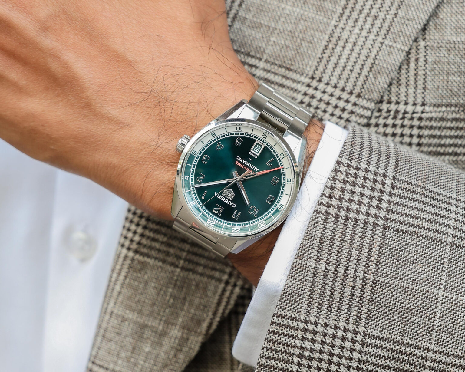 TAG Heuer Carrera Date Twin Time Review: A Classic GMT For Life On The ...