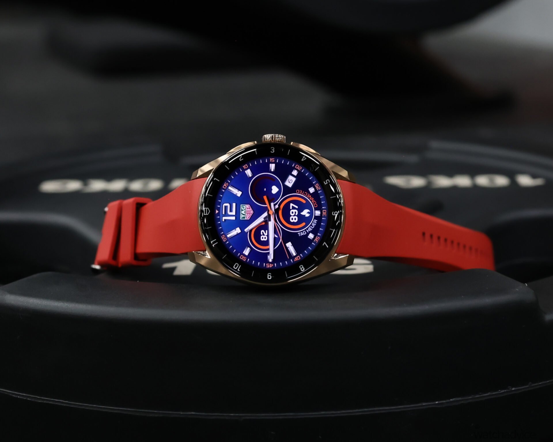 Hands On With The TAG Heuer Connected E5: Keeping Us In Shape! - Watch ...